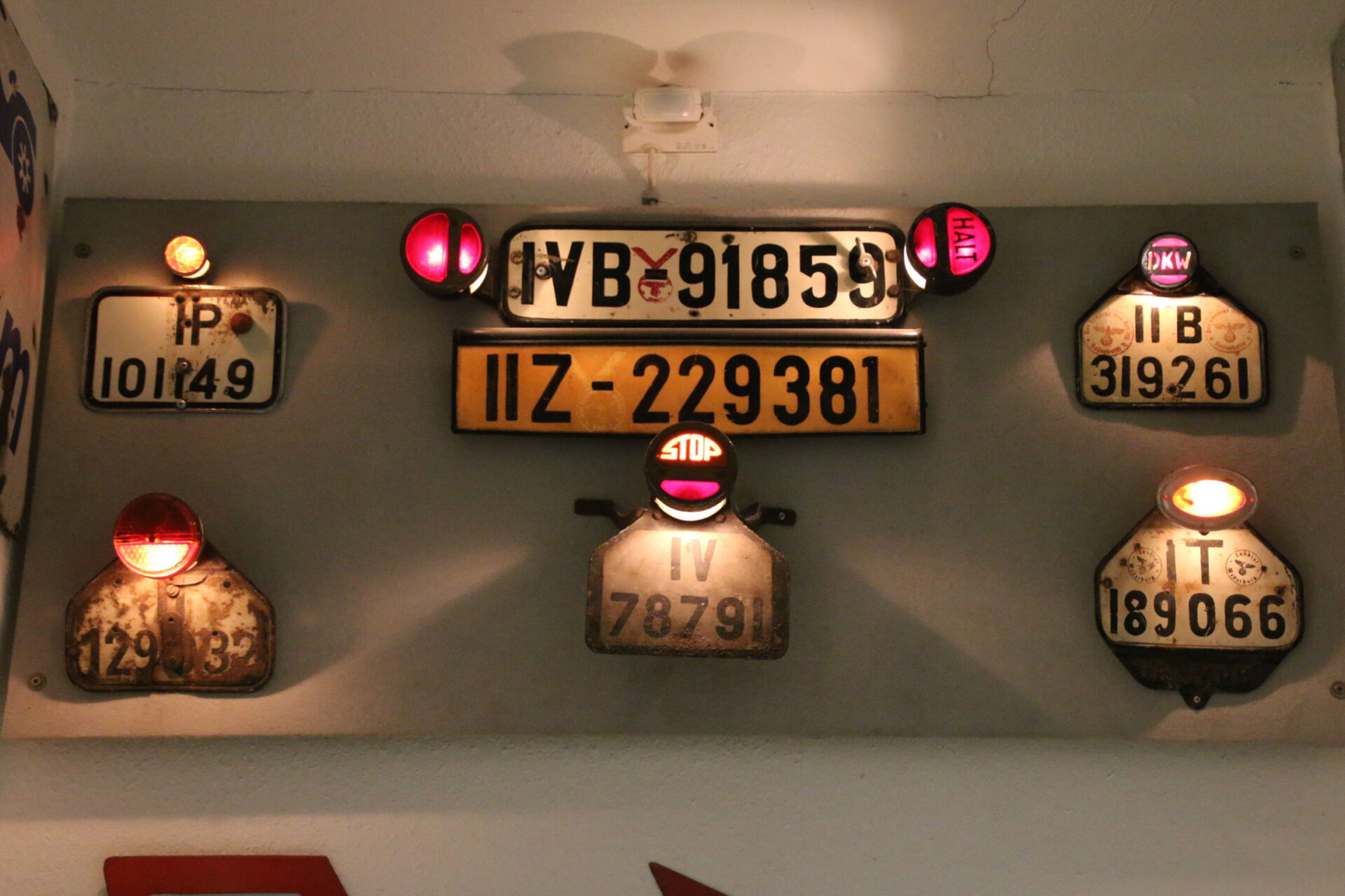 Deutsche Kennzeichen 1906-1945 - Nummernschildmuseum